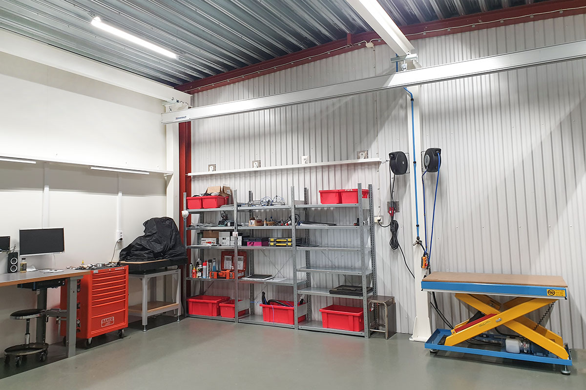 Floor-mounted support structures - Movomech